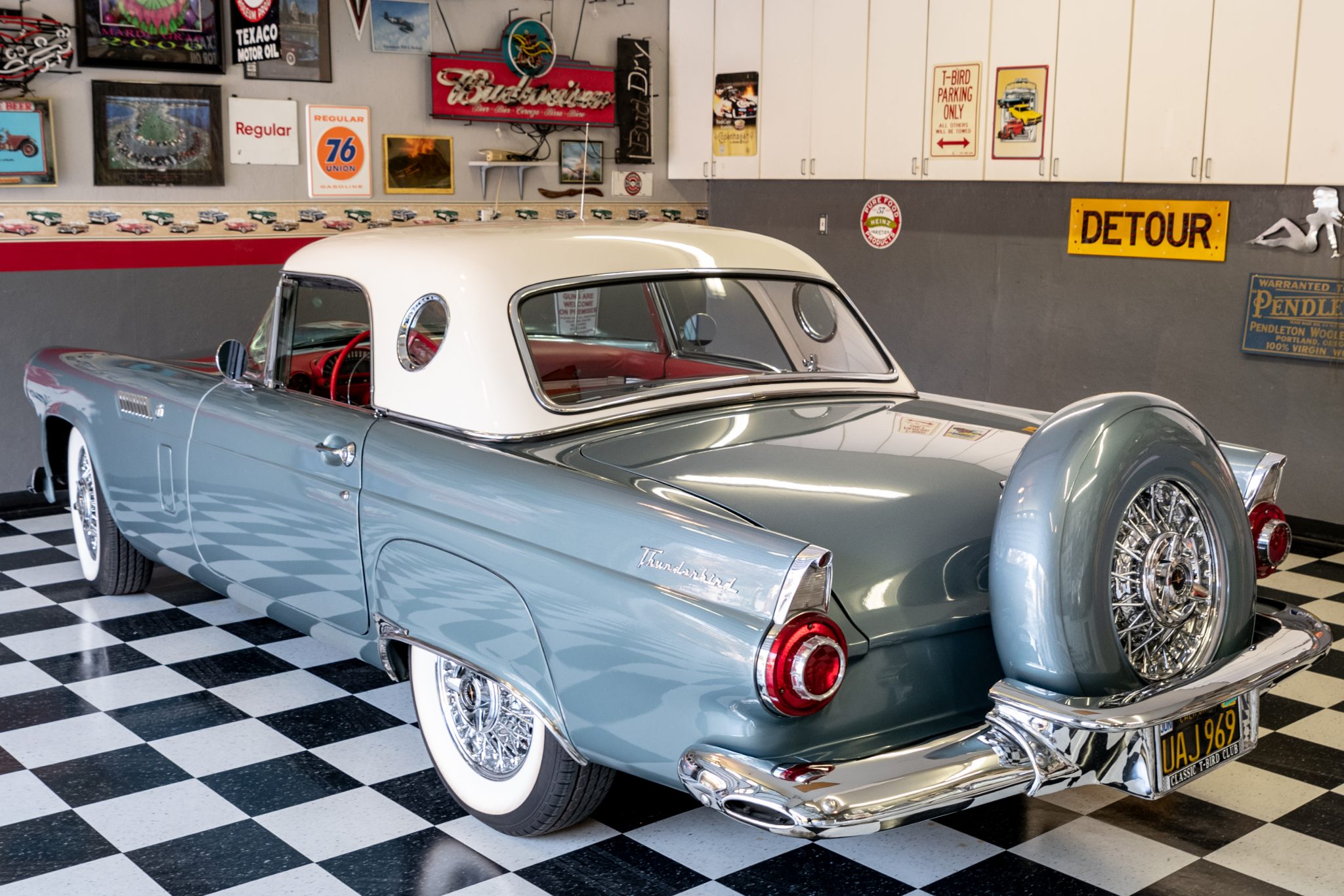 1956 Ford Thunderbird rear quarter panel view | Ford Thunderbird club ...