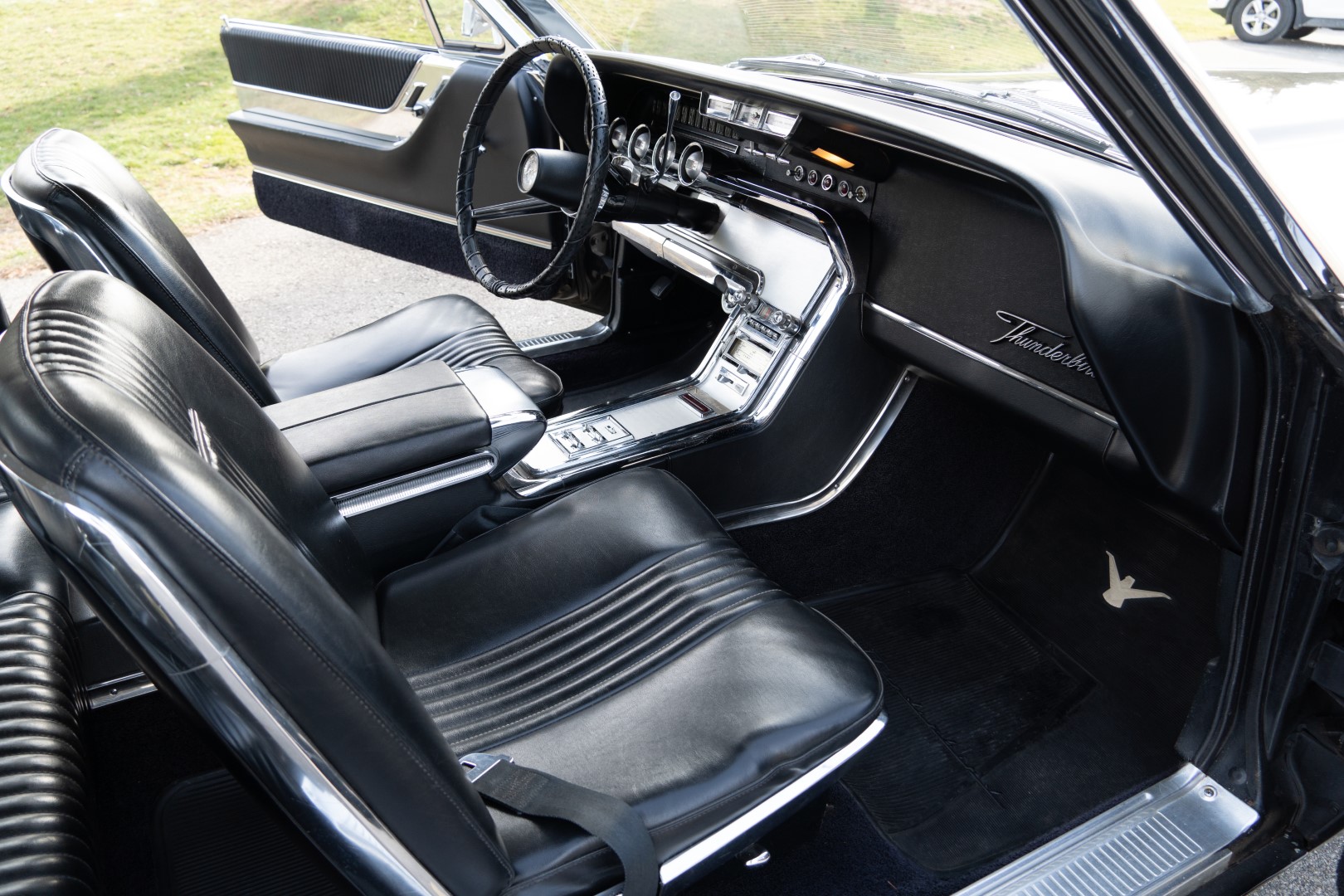 64tbird-76.jpg | Ford Thunderbird club group 1955-2005 T-Bird models