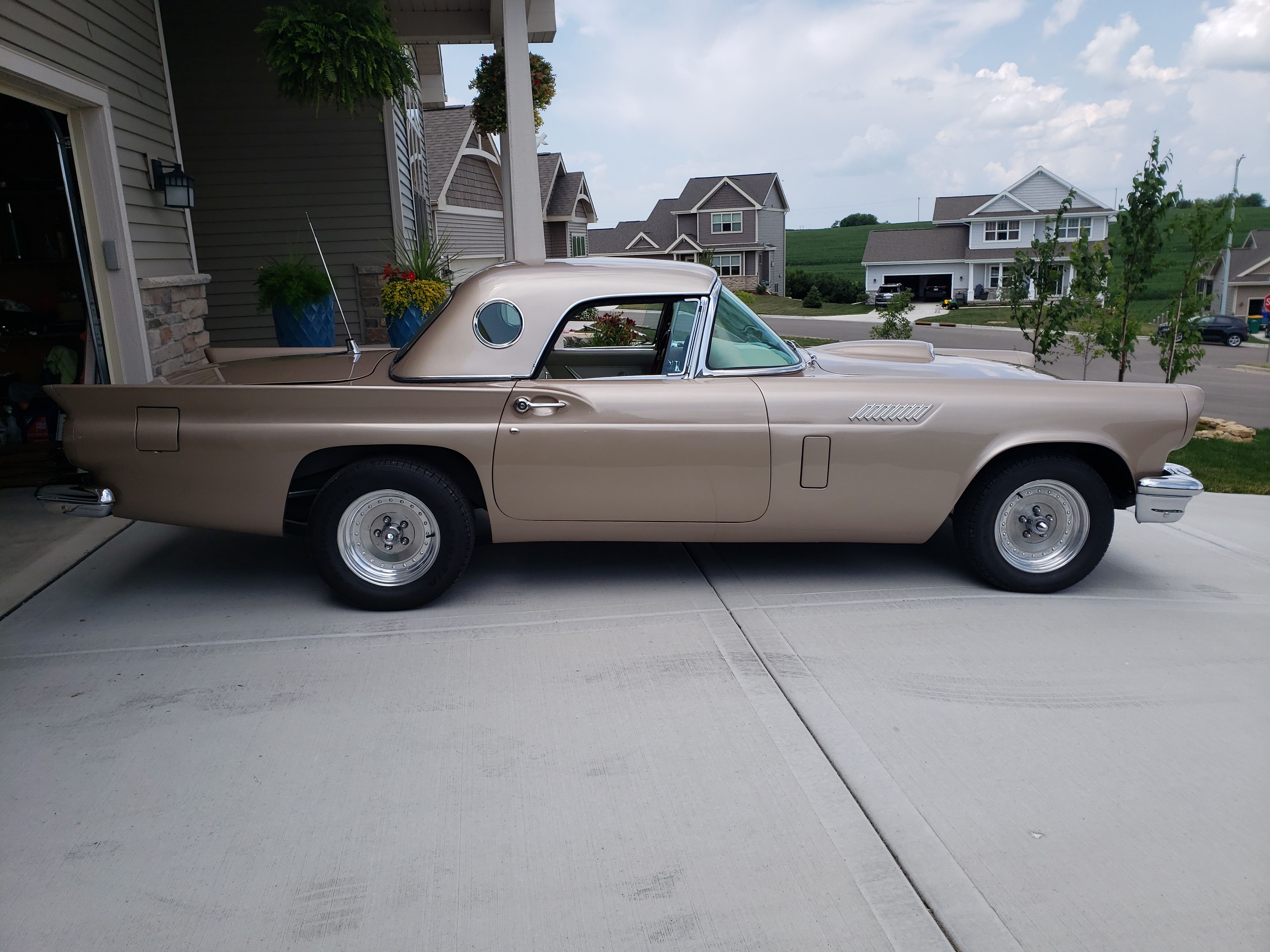 T-Bird Side View.jpg | Ford Thunderbird club group 1955-2005 T-Bird models